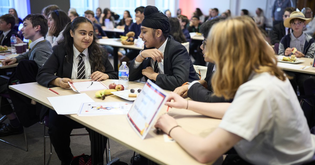 Reading Champions quiz and challenges | National Literacy Trust