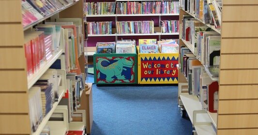 Arranging school class visits to the local library | National Literacy ...